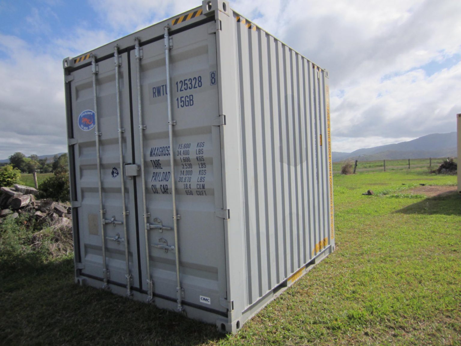 10′ Shipping Container – Sticklizard Transport